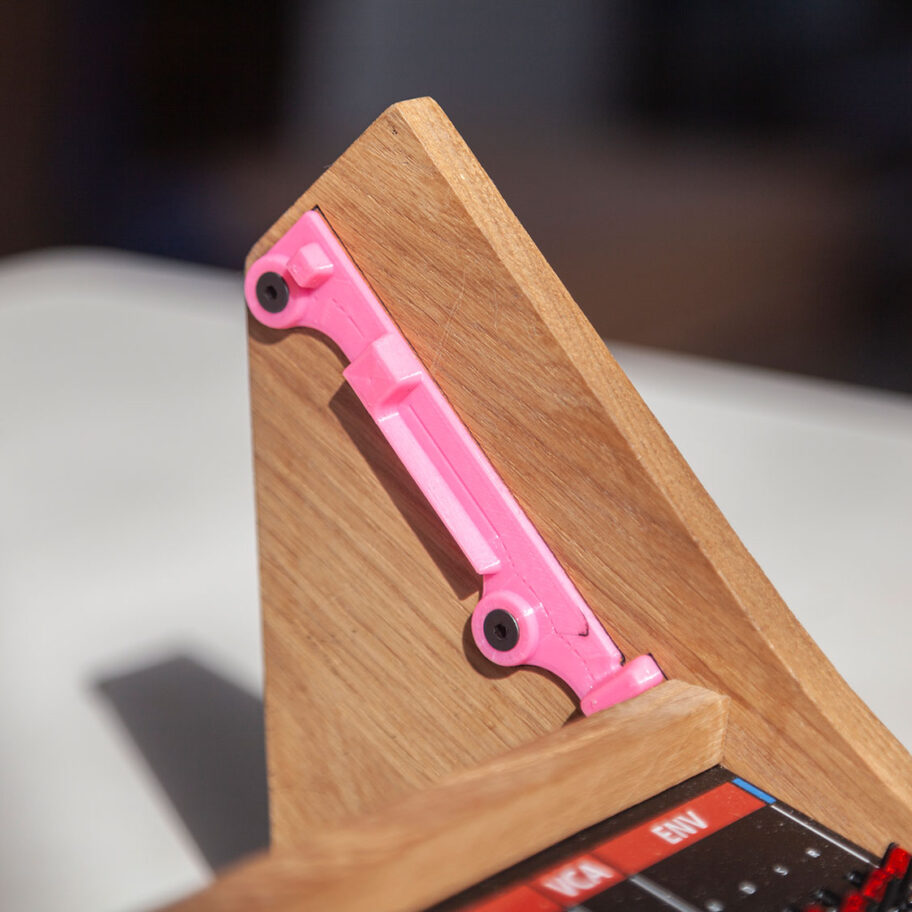 Roland Boutique stand in solid Oak - 2 Many Synths