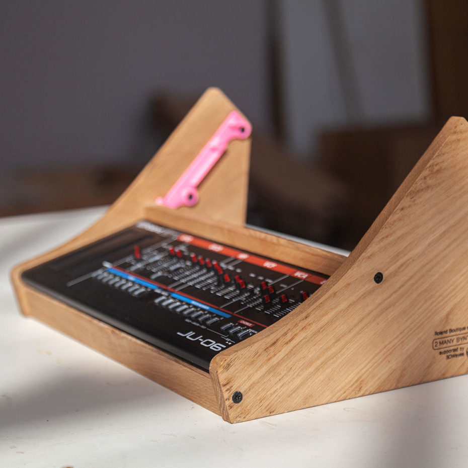 Roland Boutique stand in solid Oak - 2 Many Synths