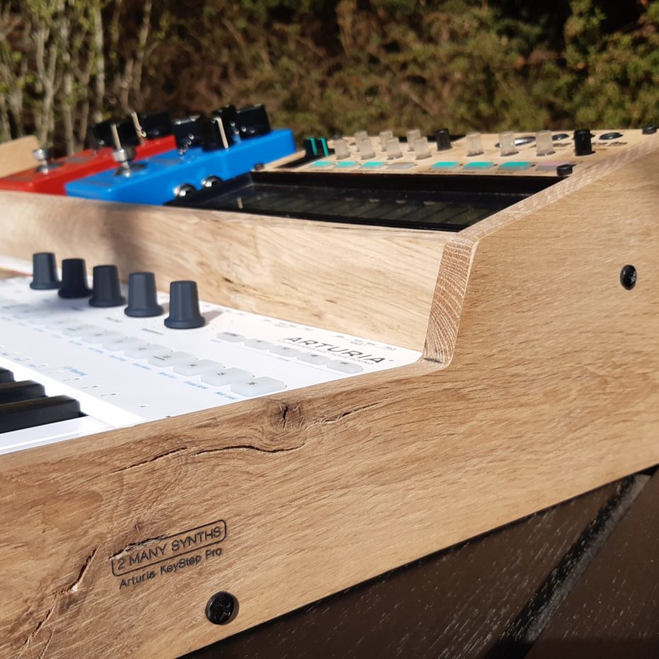 Keystep (Pro) stand + Shelf in solid Oak - 2 Many Synths