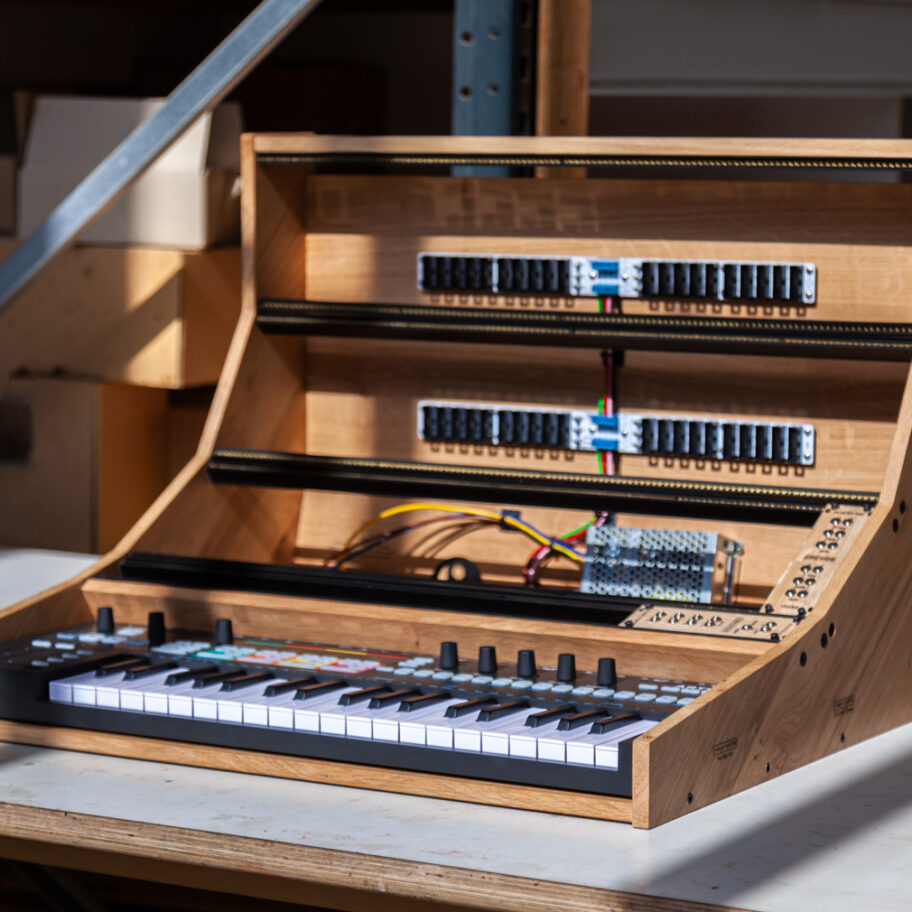 Shop - 2 Many Synths